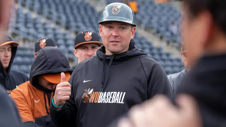 Cunningham goes from coaching Yellow Jackets to Raiders in baseball ...